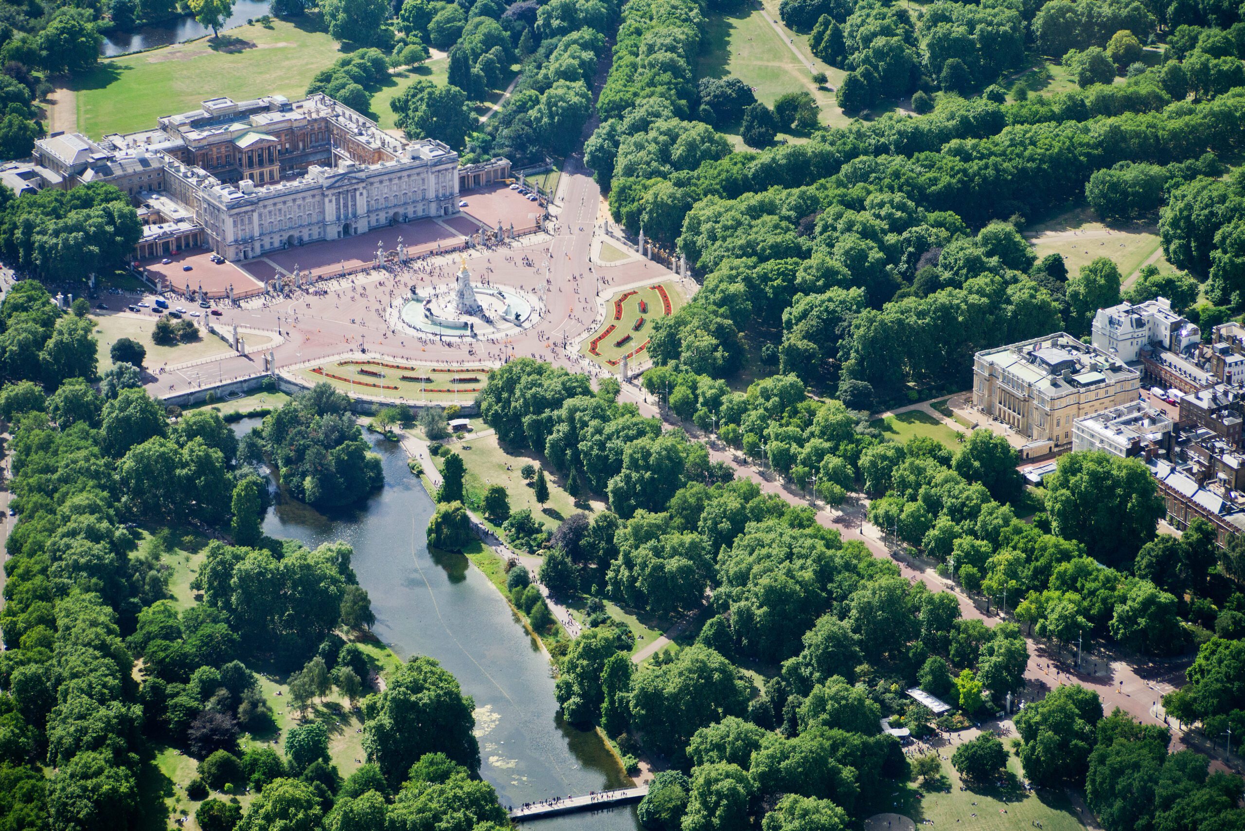 Buckingham Palace Garden Party Pictures Show Buckingham Palace Garden